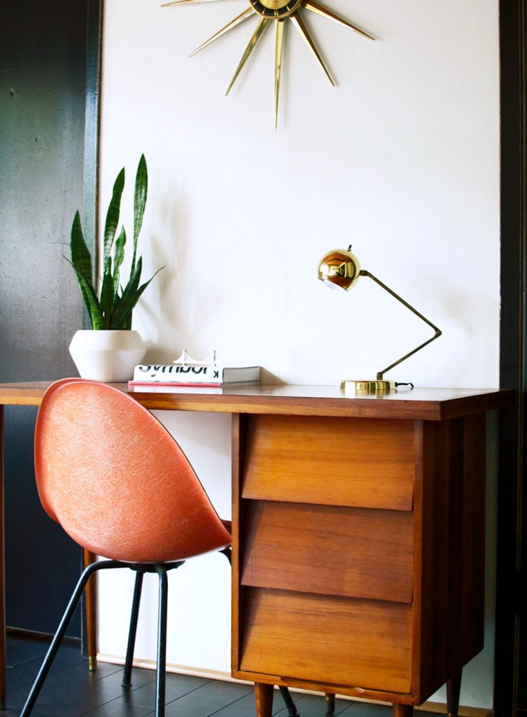 7 Mid-Century Modern Tables That Will Upgrade Your Home Decor Game