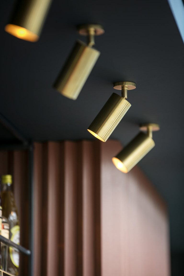 Mid-Century Lamps You Can't Miss According to INTERIOR DESIGN
