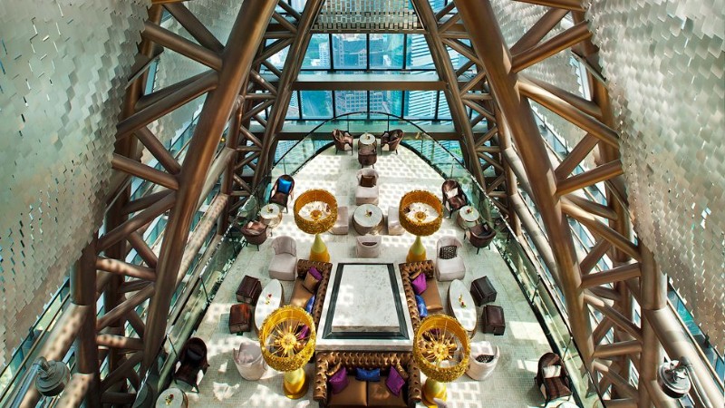 World's Top 10 Luxury Hotel Lobby Designs That Will Amaze You