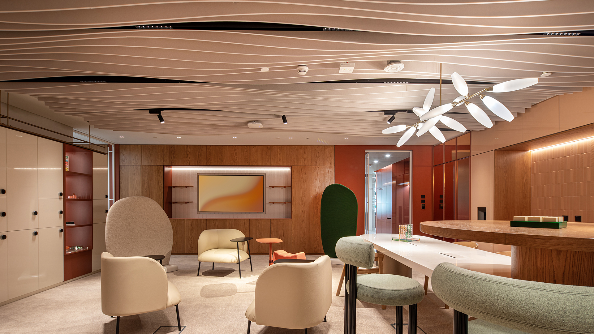 Roar: Redefining Interior Design in Dubai Through Innovation and Exper